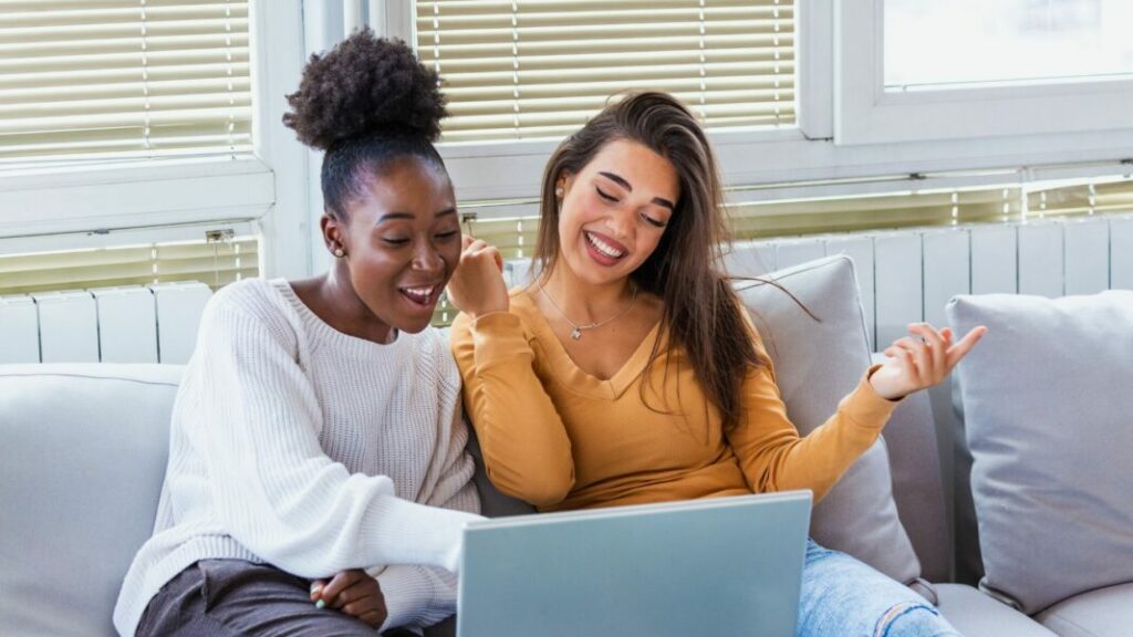 The Pros and Cons of Having a Roommate